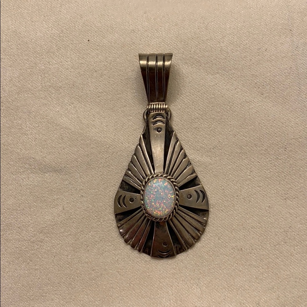 Native American Pendant - Gem
